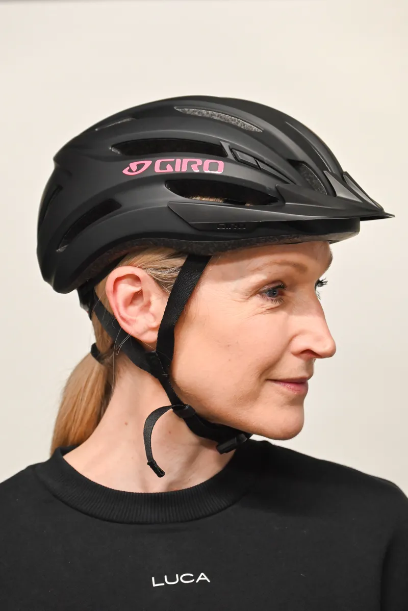 Giro Register II UW Women's Helmet In Matte Black Raspberry